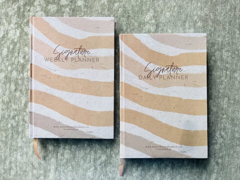 Full Year Undated – Signature Weekly Planner – Sandy Shores - planners.lk