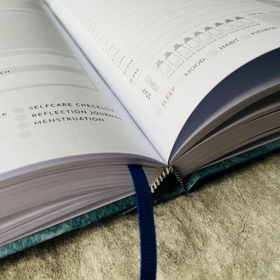 Signature Daily Planner - planners.lk